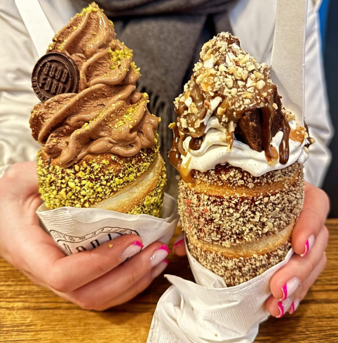 🍩 Unveiling Trdelnik: History & Top Authentic Spots in Prague 2025